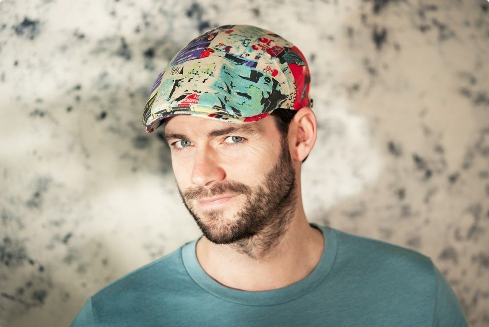 Mixed colour caps | Various patterns | Large selection
